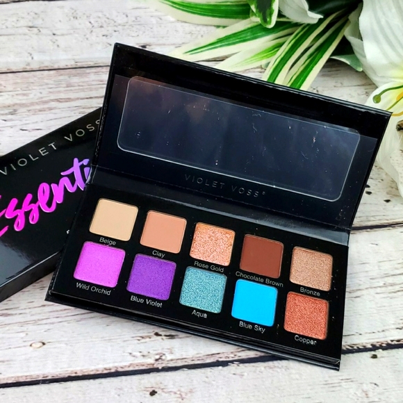 Violet Voss | Makeup | Nib Violet Voss Essentials 2 Palette | Poshmark